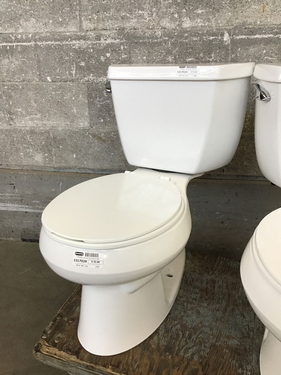 ’10 Kohler Low Flow, Round Bowl Toilet | Second Use Building Materials ...