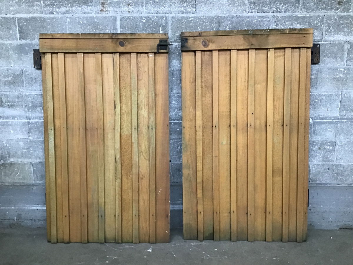 Cedar & Steel Gate | Second Use Building Materials and Salvage