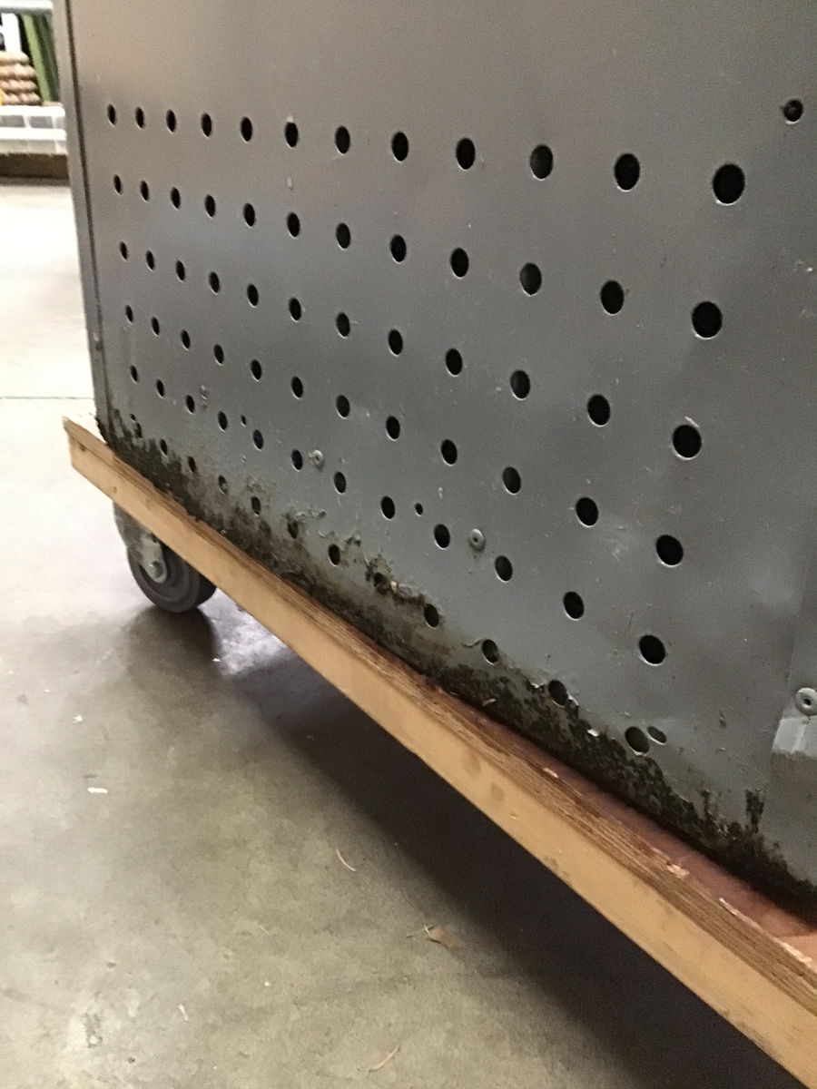 8-Compartment Uniform Lockers | Second Use Building Materials and Salvage